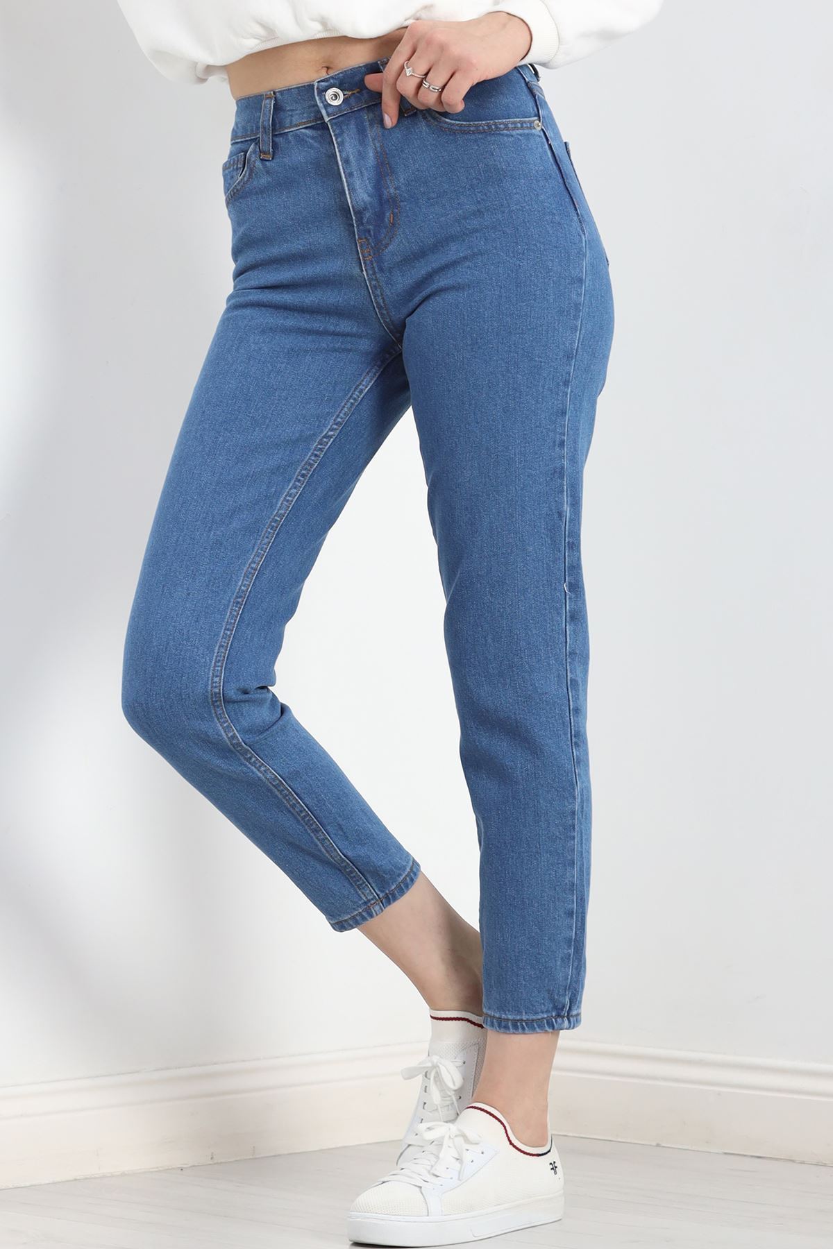 Mom boyfriend jeans store